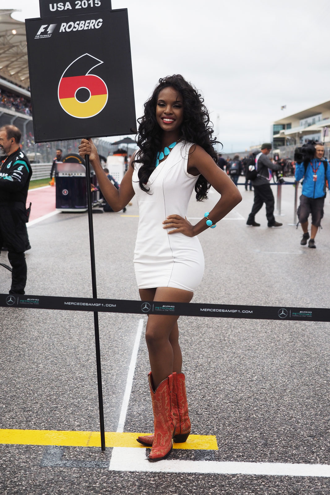 【F1ビューティー】2015 Rd.16 USGP編「テキサススタイルの美女たち！」 – F1LIFE