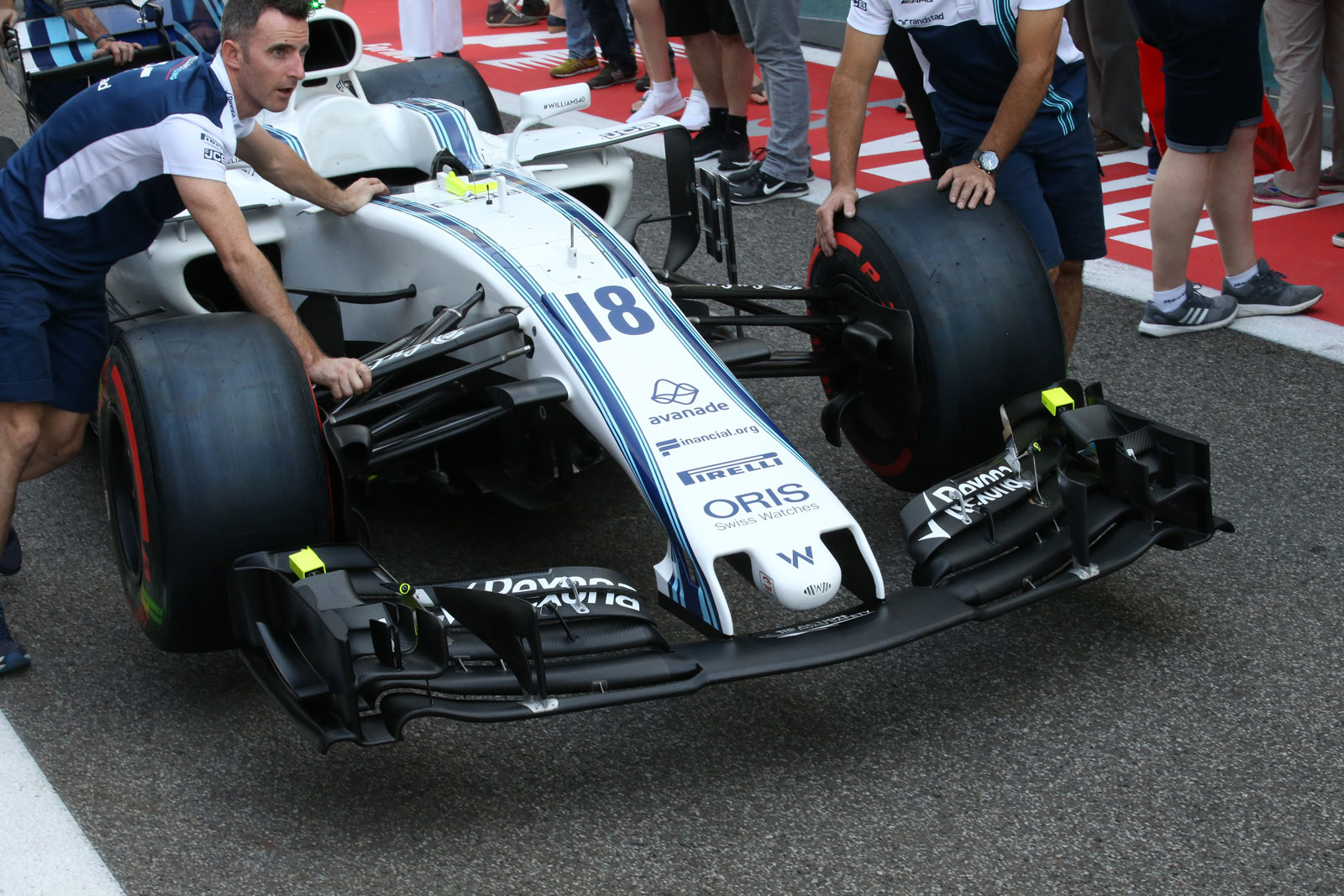 【新車解説】ウイリアムズFW41、アグレッシブなサイドポッドの絞り込みで空力コンセプト一新 – F1LIFE