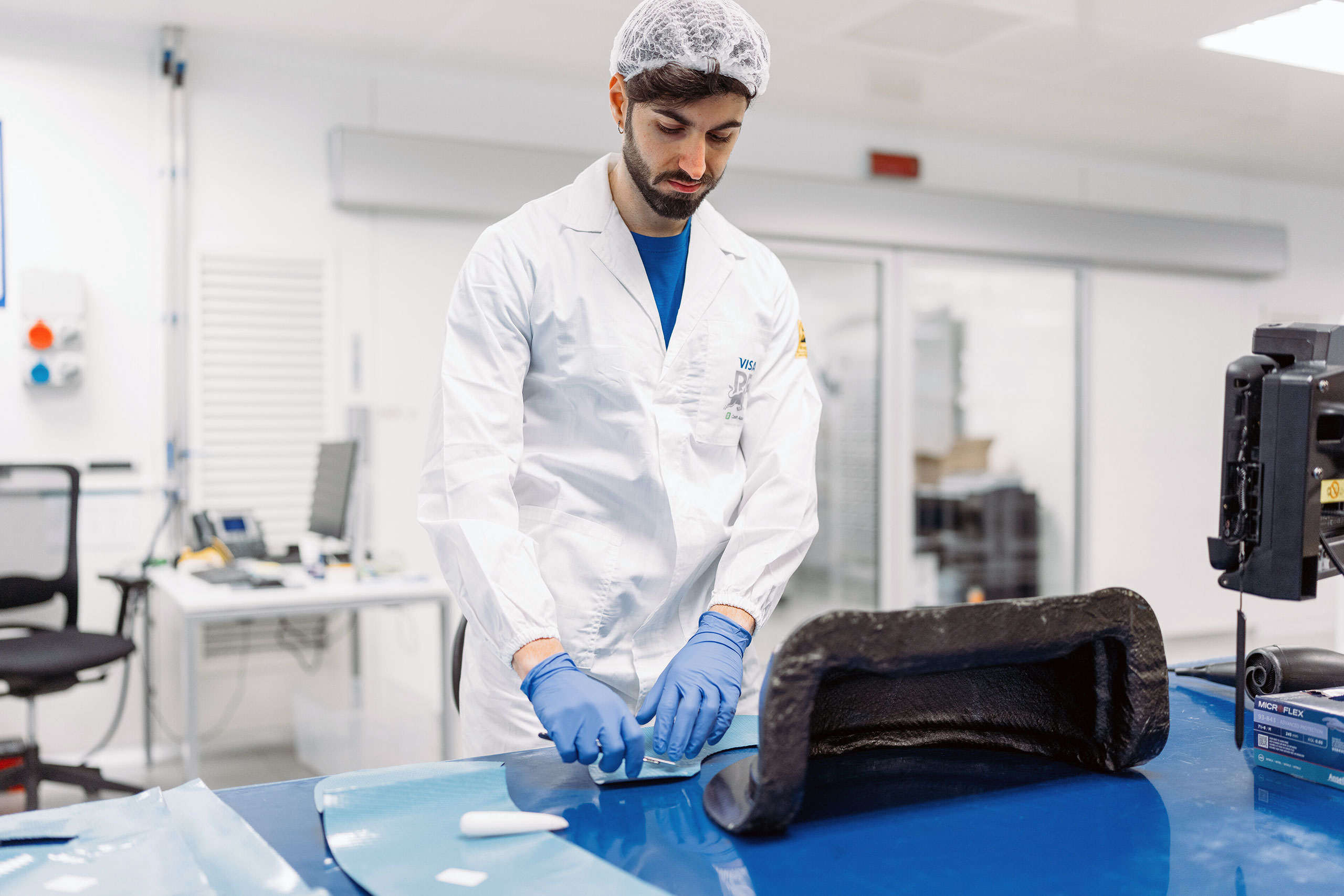 【特別記事】レーシングブルズ、VCARB 02を生み出すファクトリー徹底紹介【ファエンツァ】 – F1LIFE